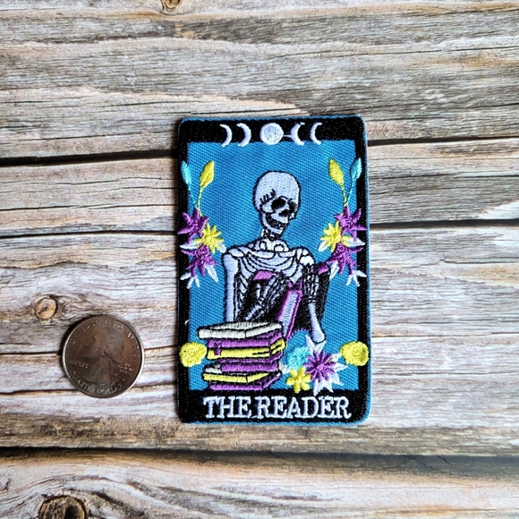 Hot Topic | Other | The Reader Skull Gothic Book Worm Nerd Tarot Iron ...